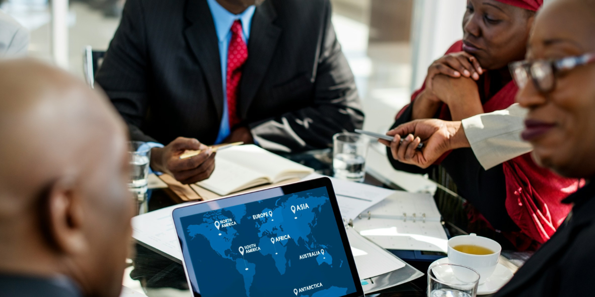 Human resources and HR technology: improving people management through ...